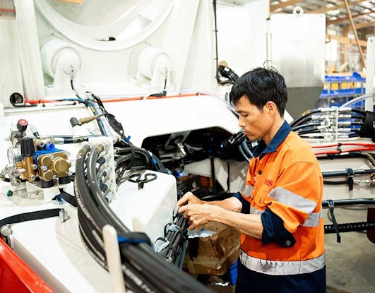 Meet the Manufacturers of Comet Equipment